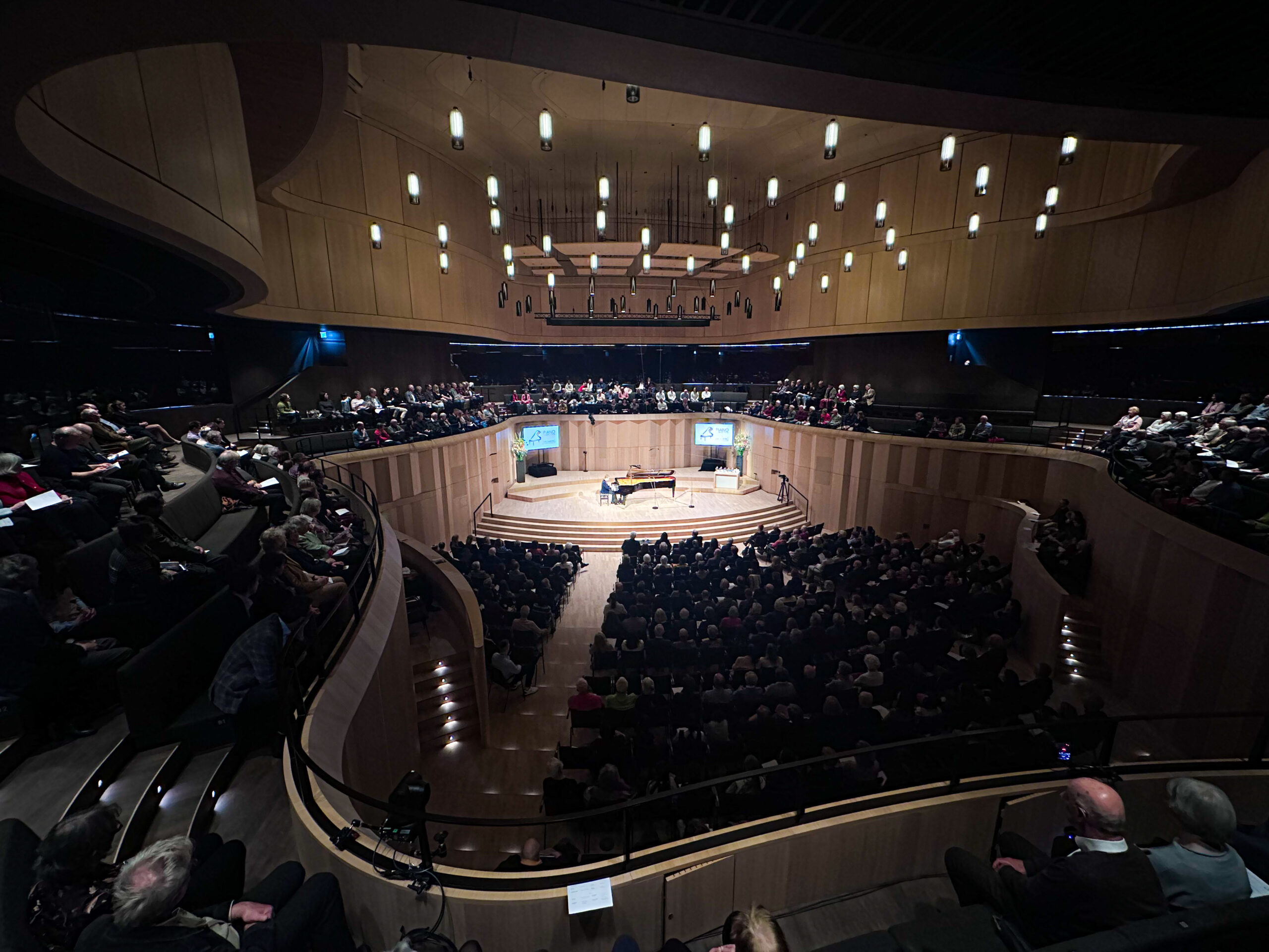 Le 1er Concours international de piano pour jeunes pianistes Kronberg ...